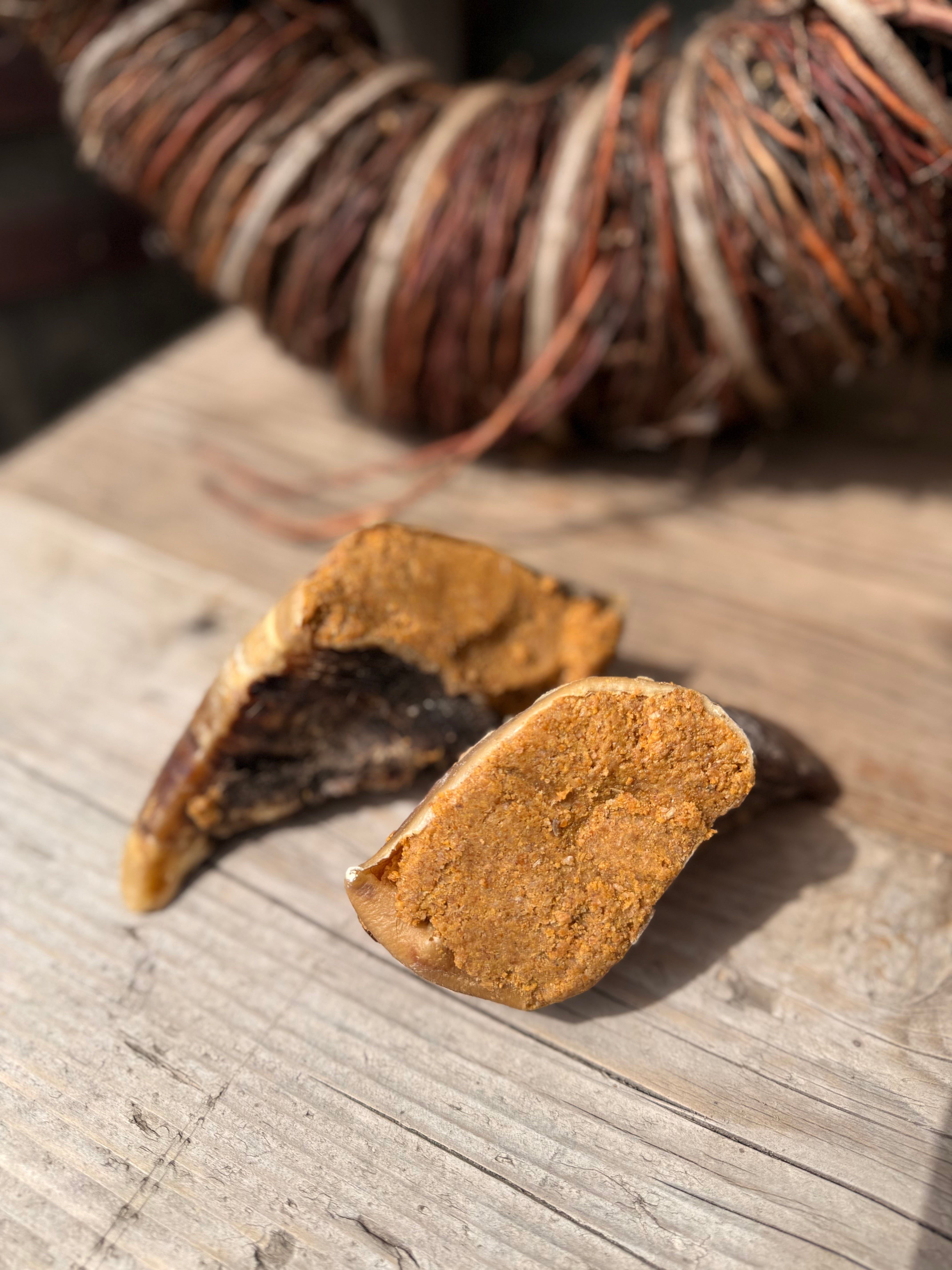 Peanut Butter Filled Calf Hooves – Bodhi & The Birchtree