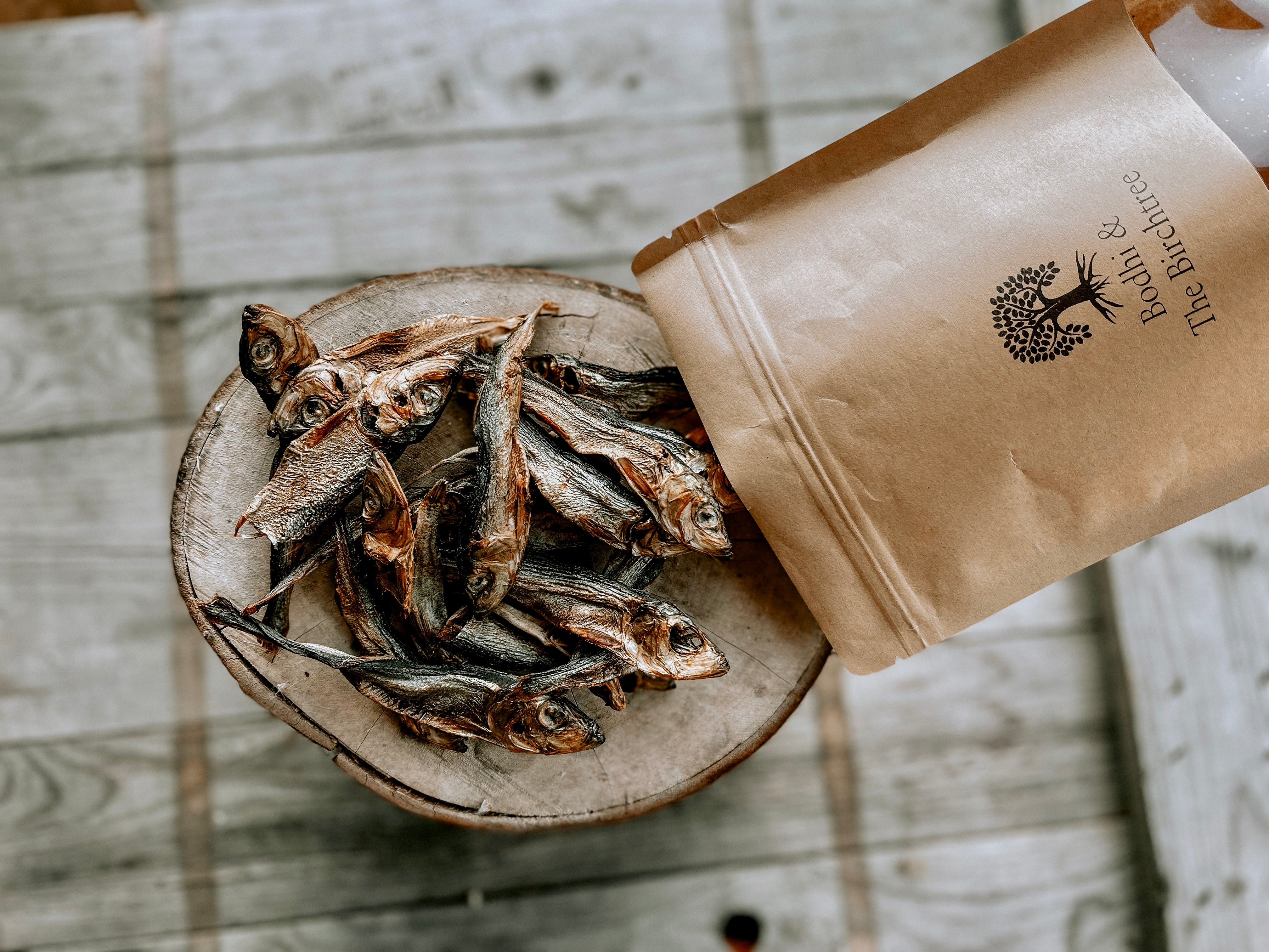 Whole Baltic Sprats Dried 75g – Bodhi & The Birchtree